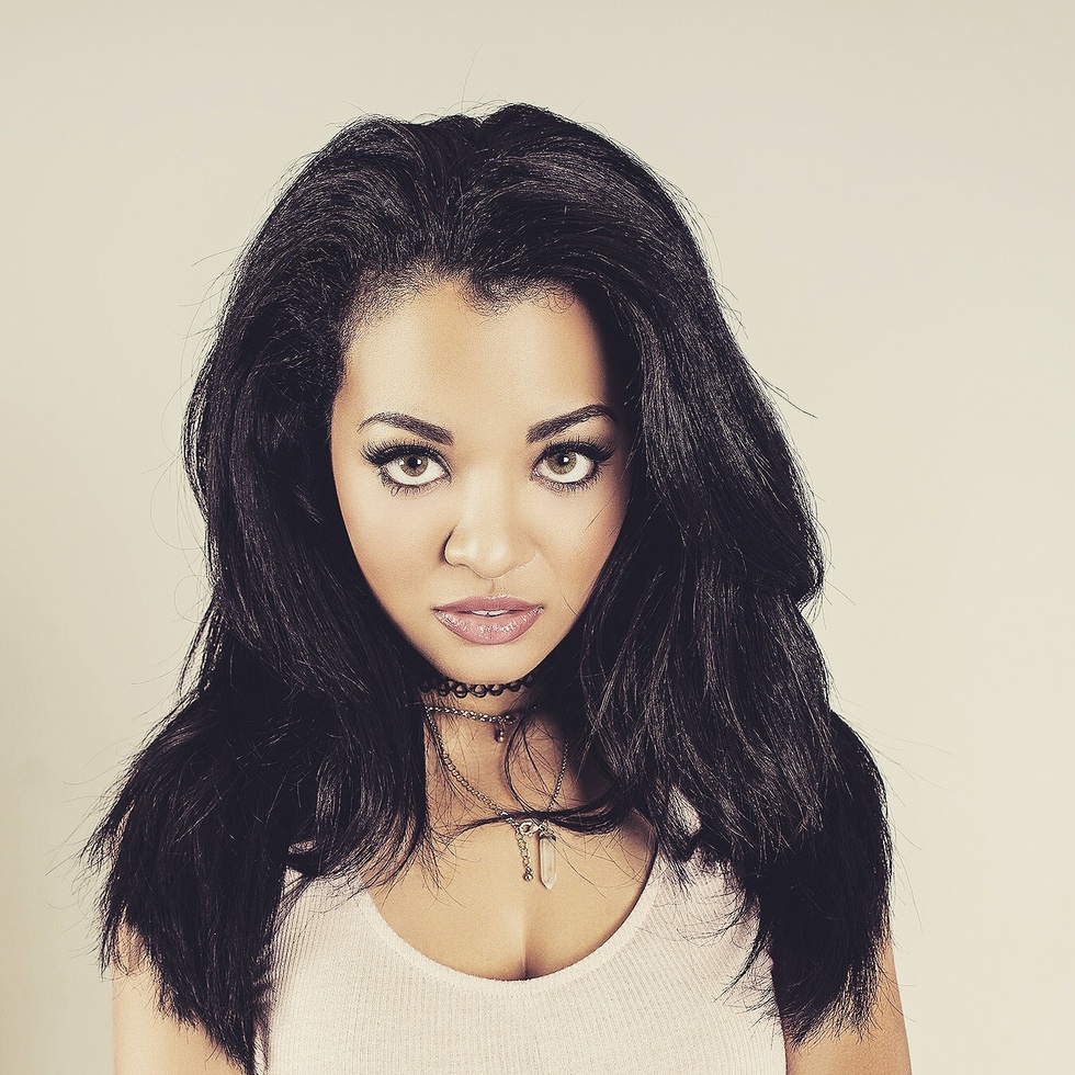 Vote for Angel Paro-Pringle | Mrs. DE America Fabulous Face Contest 2018